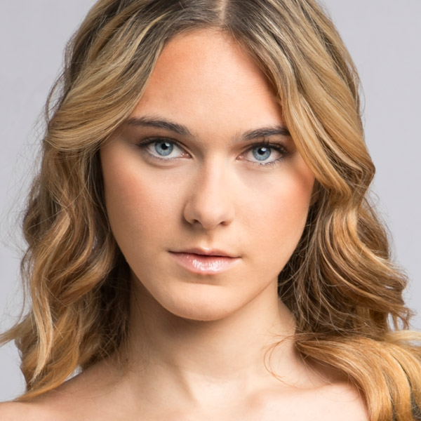60- SOLEANE – Top Model International